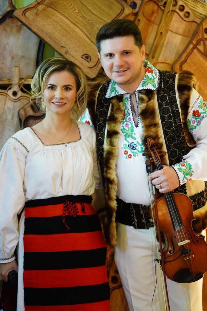 La 31 de ani, Mihai Cotos, de la Ansamblul ”Ciprian Porumbescu”, este ...