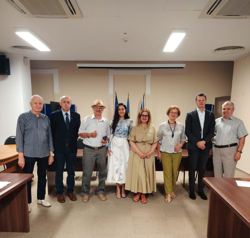 Medicul specialist Anca-Iuliana Stroescu, reprezentant al DSP Suceava ...